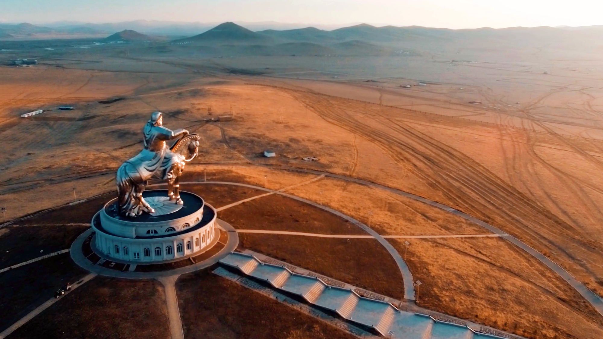 DroneRise - Star Wars & drone fighting hunger in Africa