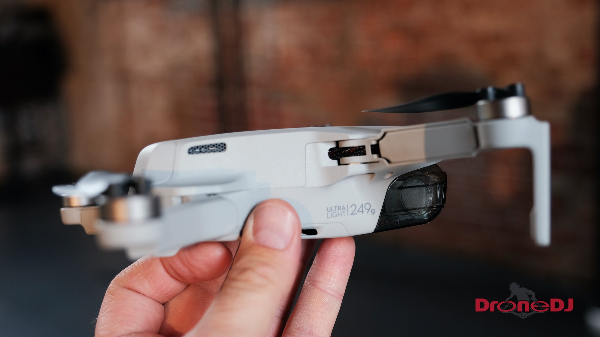DJI Mavic Mini introduced — new $399 Ultra-Light drone weighs only 249 ...