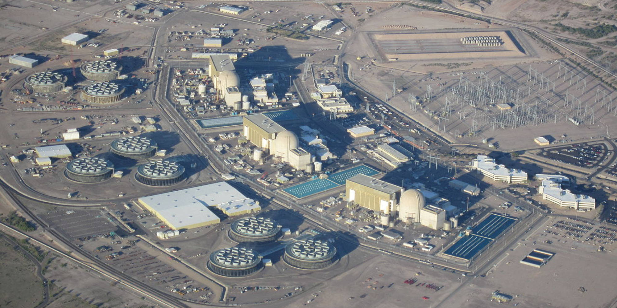 Drone swarms storm Arizona nuclear power plant over 2 days - DroneDJ