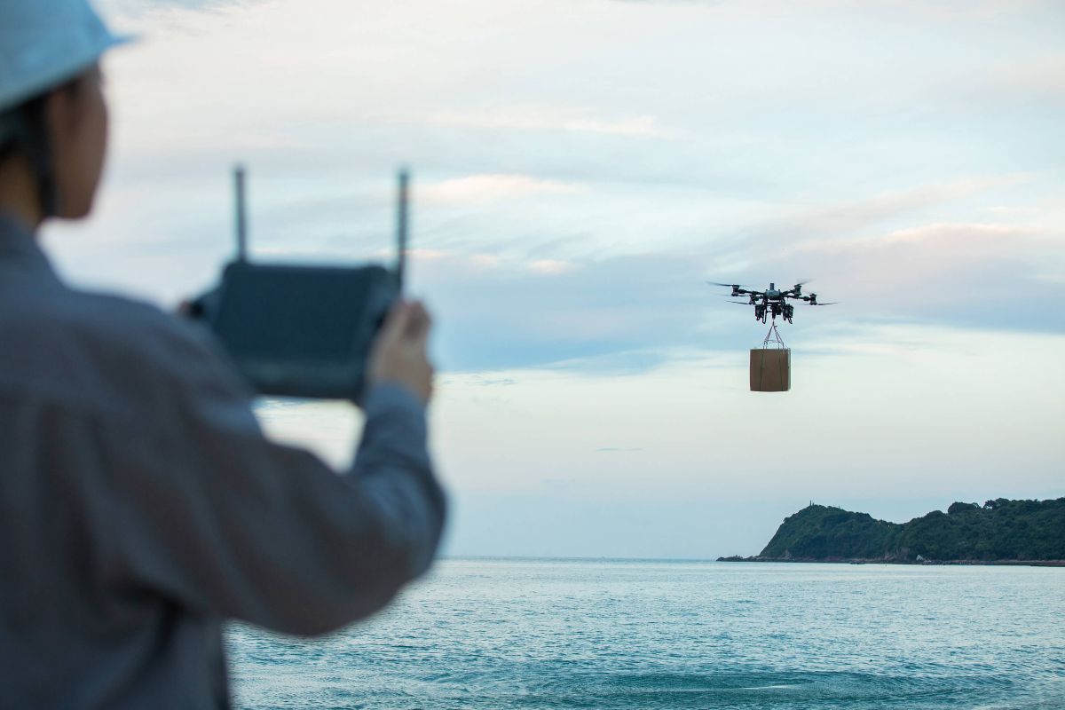 This new DJI drone can carry 80kg, charges in 9 minutes